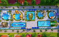 China Funny Outside Animal Inflatable Water Combo Park With 0.9mm PVC Tarpaulin Material for sale