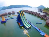 China Entertainment Infaltable Sea Water Park Games Floating Obstacle Course for sale