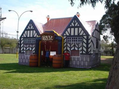 China Outdoor Portable Inflatable Irish Pub Blow Up Inflatable Bar Tent for sale
