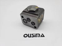 China 702-21-55951 Excavator Main Pump Valve Block For Komatsu PC550LC-8 PC450-8 PC450-7 PC400LC-8 PC400LC-7 PC350LC-8 for sale
