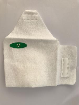 China Non - Irritating Newborn Baby Hats Phototherapy Protection Temperature Keeping for sale