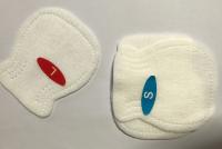 China Disposable Baby Products Newborn Baby Gloves Comfortable For Scratching Prevent for sale