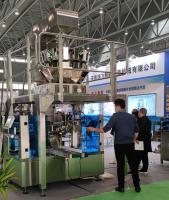 China 3 Servo Motors Wrapping Machine For Vertical Packing Of Granule Nuts Seeds Dry Fruits for sale