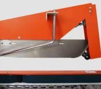 China Auto Flap Folding Carton Box Sealing And Taping Machine For Different Carton Heights for sale
