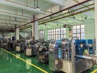 China Automatic Granule Food Packaging Machine for Triangle Sachet Candy 400 KG Capacity for sale