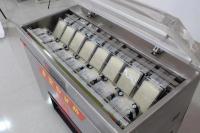 China Rice Preservation Commercial Automatic Coffee Bean Rice Brick Nuts Peanuts Vacuum Sealer for sale