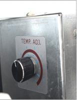 China Semi-automatic Carton Case Box Strapping Machine with Double Motors and Spare Parts for sale