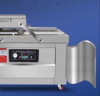 China Electric Driven Double Chamber Vacuum Sealing Packing Machine for Meat Chicken Food for sale