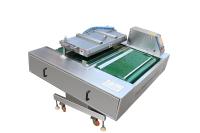 China Belt Type Rolling Continuous Vacuum Packing Machine for Industrial Fruit and Meat Sealing for sale