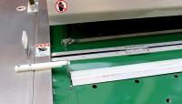 China Food Packaging Machine with 1125x440x100mm Chamber Size and 1000mm Sealing Length for sale