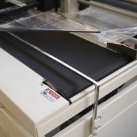 China POF/PVC Film 450L 1350W L Bar Shrink Film Bag Wrapping Machine for Packaging Solutions for sale