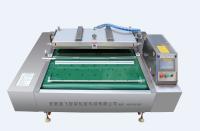 China 3000W Continuous Belt Type Rolling Vacuum Packing Sealing Machine for Meat and Fruit for sale