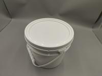 China Series 6  Plastic Round Buckets white,tangerine 10L for sale
