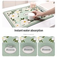 China Customized Logo Acceptable Contemporary Design Style Kitchen Countertop Drain Pad for sale