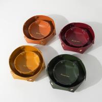 China Custom Logo Mini Foldable Luxury Leather Cosmetic Box for 1-3L Capacity in B2B Marke for sale