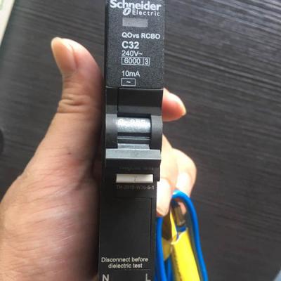 China Qo116c06rcbo10 1p-ns 10ma 30ma Rcbo Residual Current Circuit Breaker Overload Protection for sale