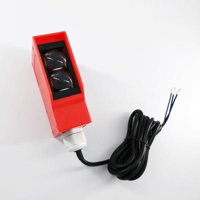 China Retroreflictive Type Photoelectric Sensor Long Distance Detection AC90-250V 2-wire SCR output Photoelectric Switch for sale