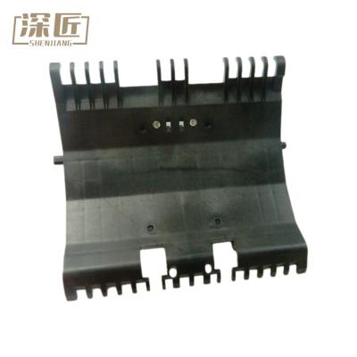 China ATM Machine Parts 2P004460B 1P004020-001 Hitachi HCM 3842 WUR BC Rear G ASSY 2P004460B WUR B Rolr Guide 1P004020-001 for Hitachi for sale