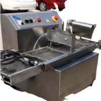China 5-10kg Capacity Chocolate Melting Equipment for Chocolate Tempering Machine for sale