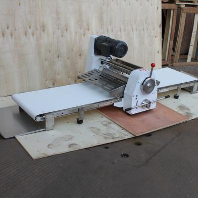 China Industrial Electric Dough Laminating Fondant Roller Machine for Hotel 1775*730*640mm for sale