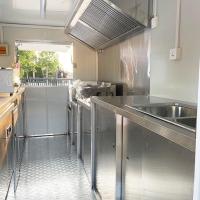 China Mini Food Truck Customized for Hot Dogs Ice Cream Pizza and BBQ Small Round Food Cart for sale