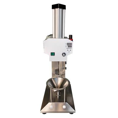 China 52 KG Capacity Automatic Green Coconut Peeling Machine Ideal for Beverage Shops for sale