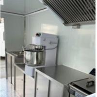 China Mobile Fast Food Truck with Customizable Stainless Steel Square Catering Trailer and Toilet for sale