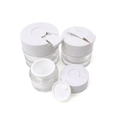 China 15ml 30ml 50ml Round Cream Jar with Spoon - Custom Cosmetic Packaging with Multiple Capacity Options for sale