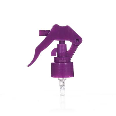 China Wholesale Plastic Mini Trigger Sprayer 360ml with Clip Switch Adjustable Nozzle for sale
