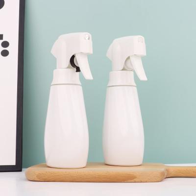 China New Design Continuous Trigger Sprayer with 100-500ml Capacity and Customized Color for Fine Mist Application for sale