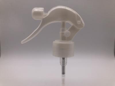 China PP Material Trigger Pump Sprayer 28/410 with 0.2-0.25cc Discharge Rate for Air Freshener and Garden Applications for sale
