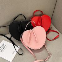 China Red Pink Black Heart Shaped Cosmetic Bag Personalized Travel Make Up Brush Beauty Pouch for sale