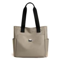 China Custom Waterproof Women Hand Bags Nylon Tote Bag With Pocket And Zipper for sale