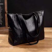 China Large Tote Bag for Women 2026 New Korean Style Big Capacity Versatile Tote Handbag Soft PU Leather Shoulder Bag with LOGO for sale