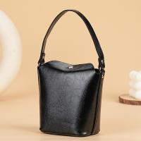 China Retro Versatile Soft Leather Exquisite Cute Coin Purse Card Holder Women's Vegetable-Tanned Cowhide Mini Bucket Wallet for sale