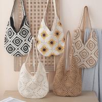 China 2026 New Style Floral Weave Bag Handwoven Daisy Straw Bag Women's Travel & Vacation Single Shoulder Tote Bags Wholesales for sale