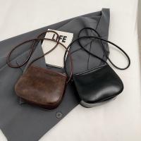 China Trendy Small Bags for Women 2025 New Arrivals Fashionable Versatile Shoulder Crossbody Bag Vintage Bucket Bag Phone Pouch for sale