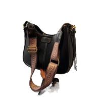 China New Women's Bag Trendy Fashion Crossbody Bags Retro Wide-Strap Shoulder Bucket Bags in Style Wholesale Customizable LOGO for sale