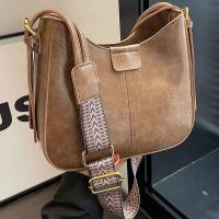 China New Women's Bag Trendy Fashion Crossbody Bags Retro Wide-Strap Shoulder Bucket Bags in Style Wholesale Customizable LOGO for sale