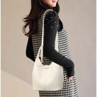 China 2026 French-Style Handbag Premium PU Leather Women's Small Handbag New Arrival Versatile Tote Soft Fashionable Waterproof Bags for sale