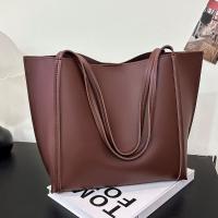 China Custom Trending Overseas-Style Tote Bags for Women New Shoulder PU Leather Bags Fashionable Oversized Sophisticated Tote Bags for sale