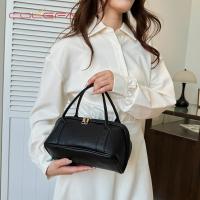 China 2026 New Arrival Large Capacity Commuting Makeup Bag Premium-Quality Boston-Style Versatile Pillow Cosmetic Bag LOGO Available for sale