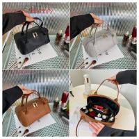 China 2026 New Arrival Large Capacity Commuting Makeup Bag Premium-Quality Boston-Style Versatile Pillow Cosmetic Bag LOGO Available for sale