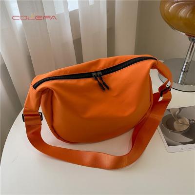 China Women's 2026 New Fall/Winter Trendy Bag Korean-Style Large Capacity Crossbody Bag Casual Lightweight Oxford Dumpling Shaped Bags for sale