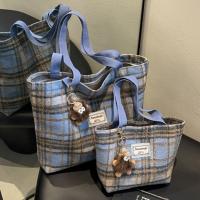 China Colefa Wholesale Autumn Winter Plaid Shoulder Bag High-end Versatile Commuting Plaid Bag Woolen Fabric Quality Hot Sale Tote Bag for sale