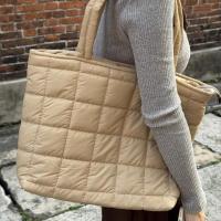 China Colefa Ivory Quilted Resort Style Cute Customized Logo Shoulder Handbags Arm Bags Must-have Top Selling Tote Bag Personalizable for sale