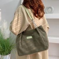 China Colefa High Quality Large Size Gothic Handbag Shoulder Bags Mother Day Utility Chain Velvet Cute Tote Bags for Women Girls for sale