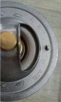 China 4M50 Thermostat At 76.5 Degrees Celsius ME303201 High Pressure Resistance for sale
