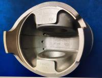 China Hino EH700 Piston 13211-1740 Heavy Industries Spare Parts for sale