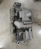 China Mitsubishi S6R S6R2 Oil Pump 37535-10010 37535-70010 for sale